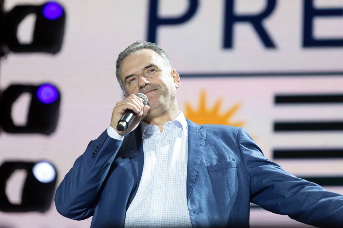 YAMANDÚ ORSI ASUME COMO NUEVO PRESIDENTE DE URUGUAY